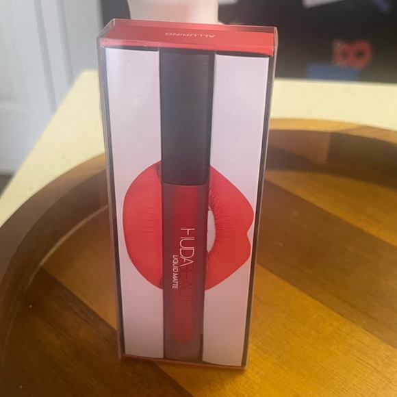HUDA BEAUTY | Makeup | Huda Liquid Matte In Alluring | Poshmark